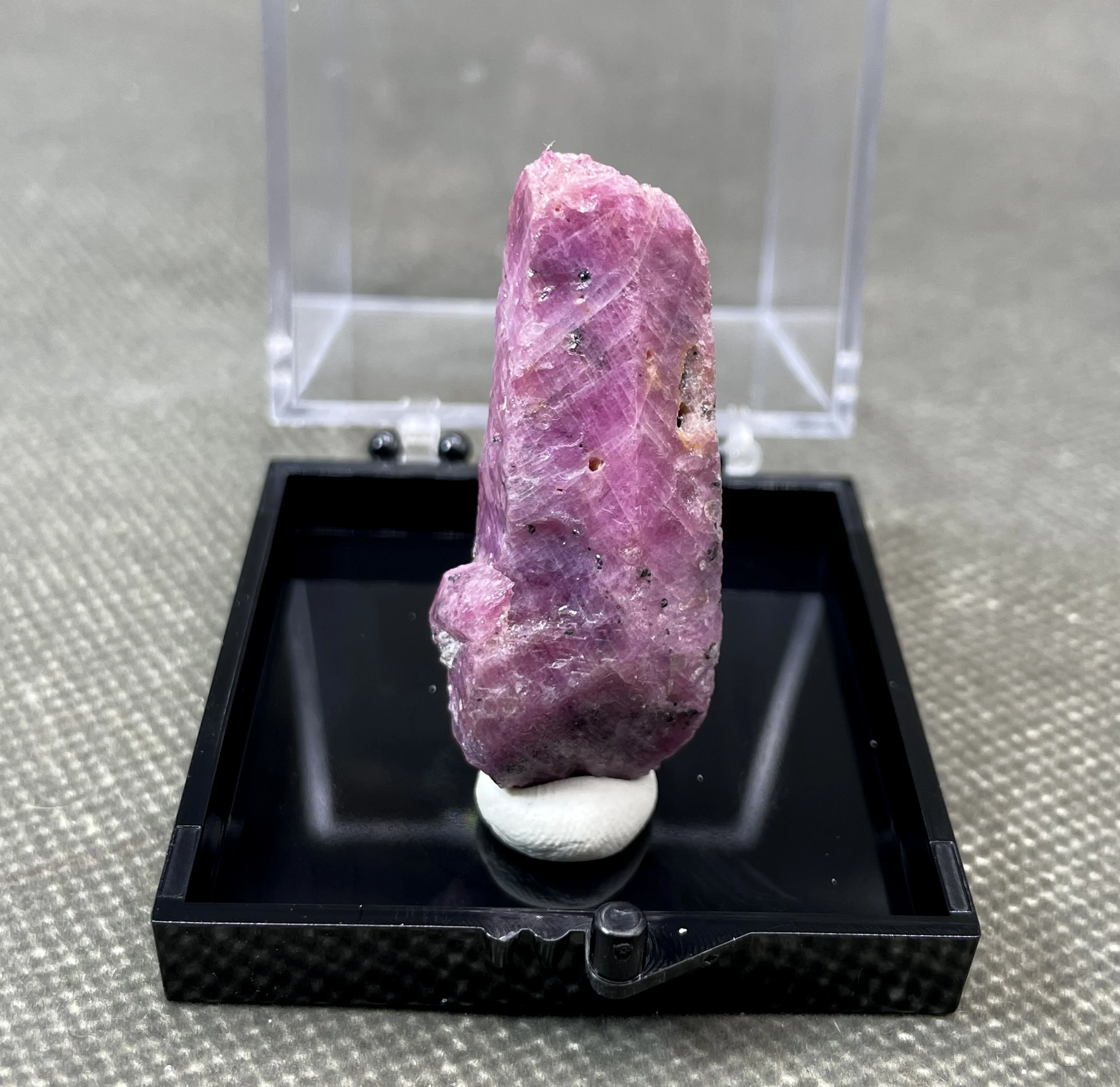 BEST-100-natural-Tanzanian-fluorescence-Ruby-rough-mineral-stones-and ...