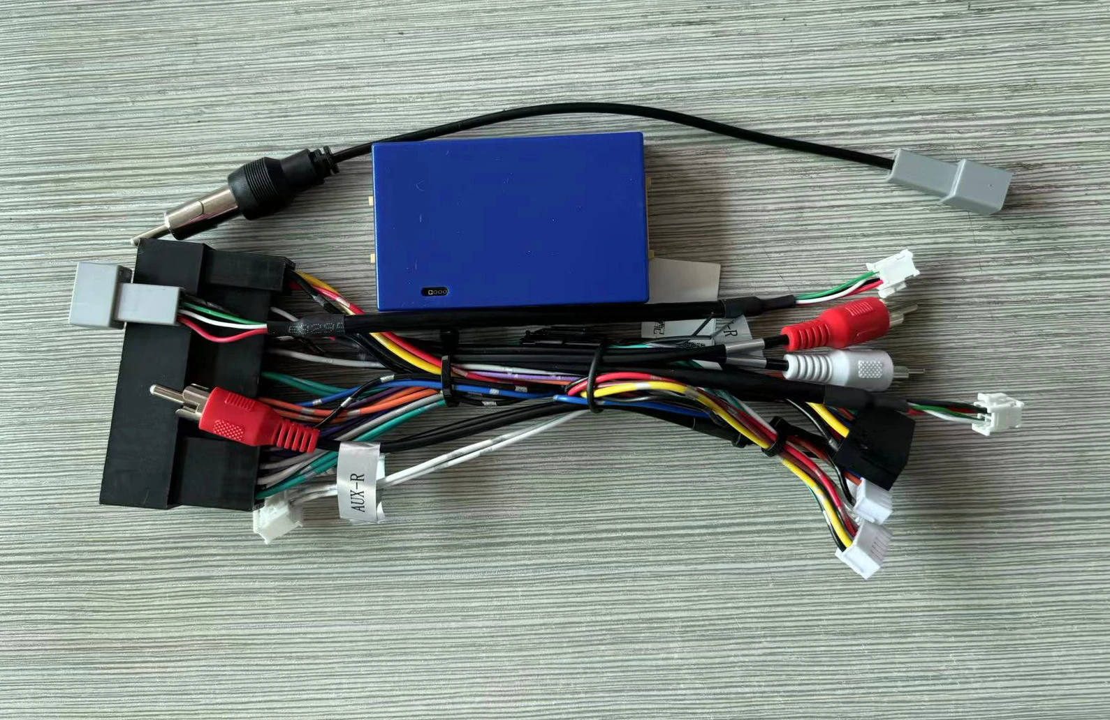 ZOYOSKII-canbus-decorder-box-for-Hyundai-top-car-model-with-factory ...