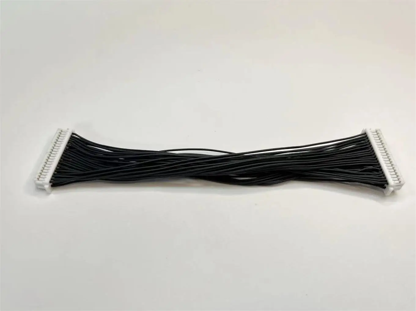 SHDR-40V-S-B-WIRE-HARNESS-JST-SHD-SERIES-1-00MM-PITCH-40P-CABLE-SINGLE-END.jpg