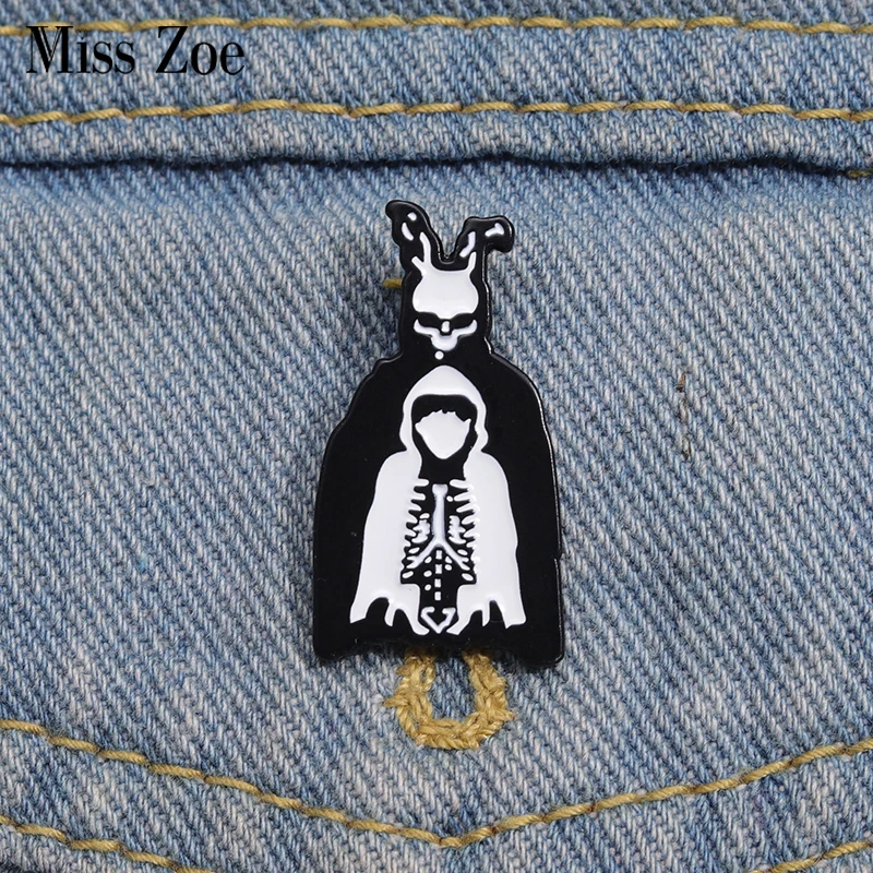 Science-Fiction-Film-Enamel-Pins-Custom-Movie-Character-Brooches-Lapel ...