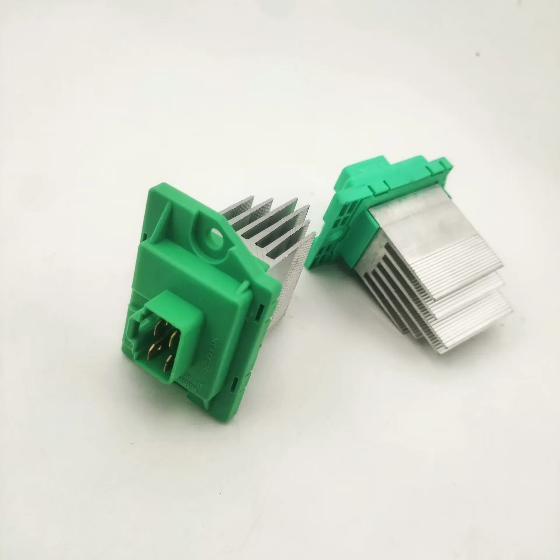 S8985467fe7b24fc581110b56875fab9ei.jpg