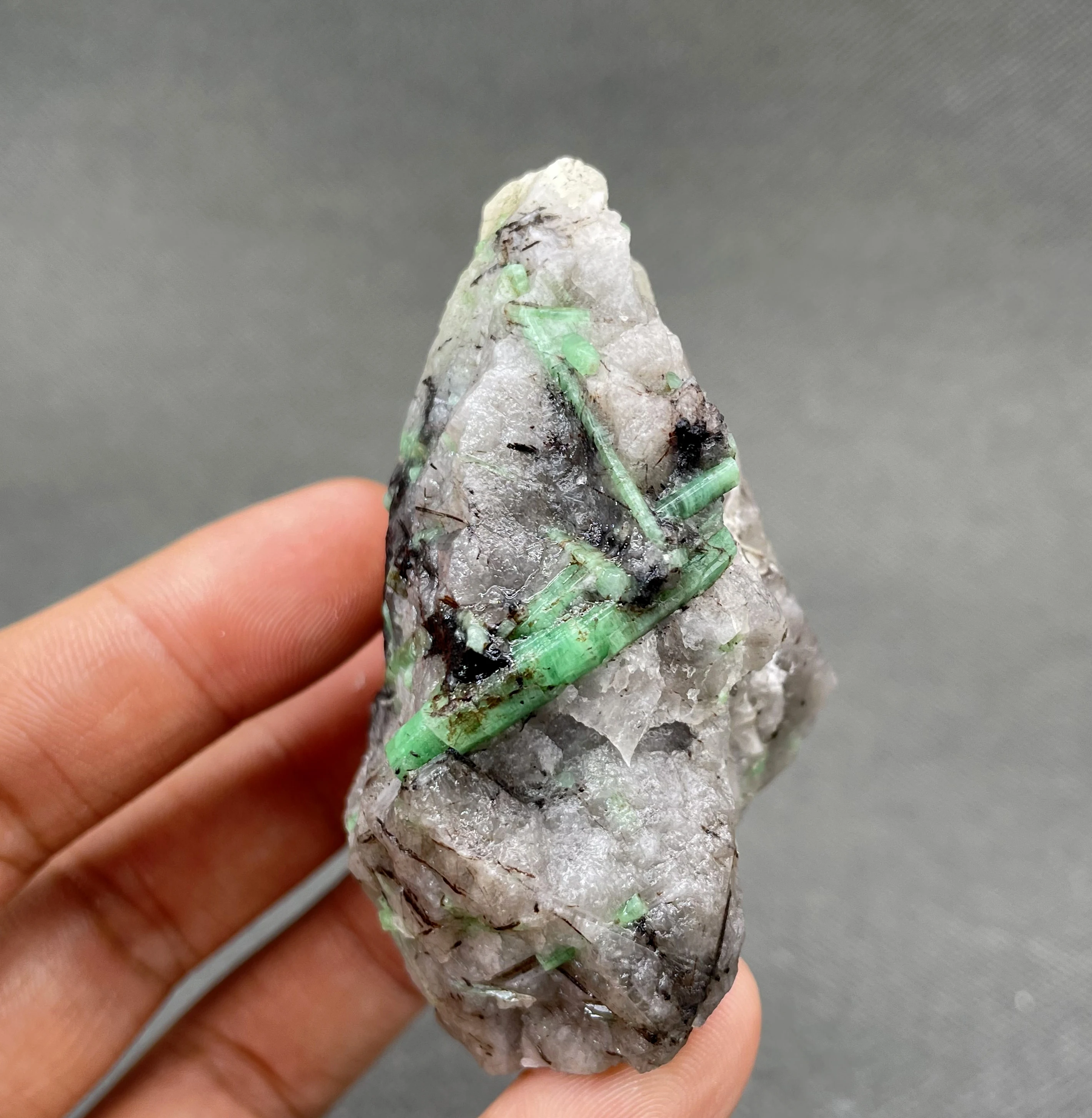 BEST! 119g Natural rare green emerald mineral gem-grade crystal ...