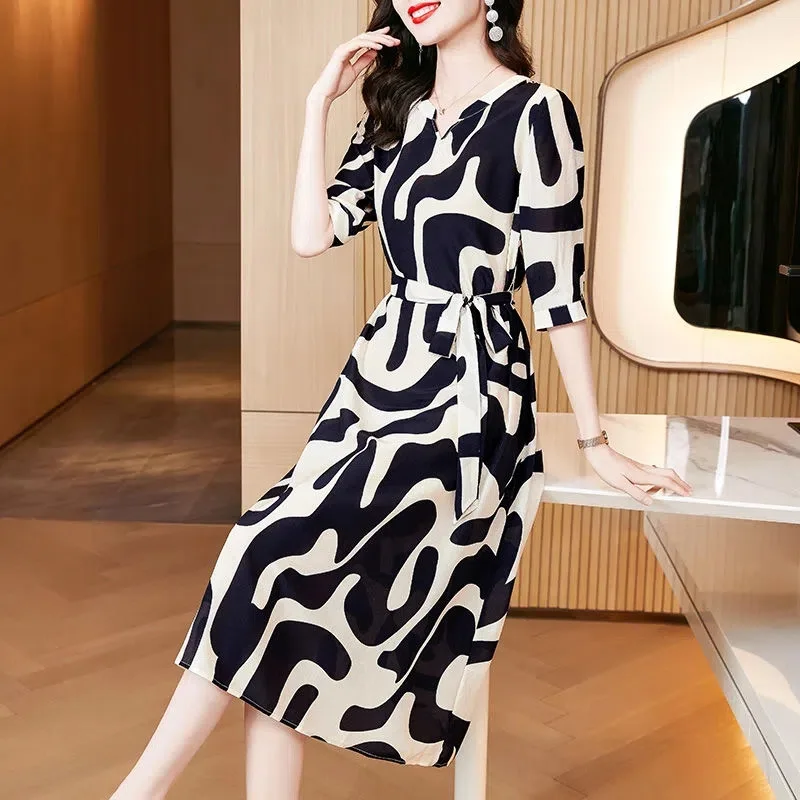 Blak-and-White-Contrast-Color-Dress-Spring-Summer-Fashion-Dress-2023 ...