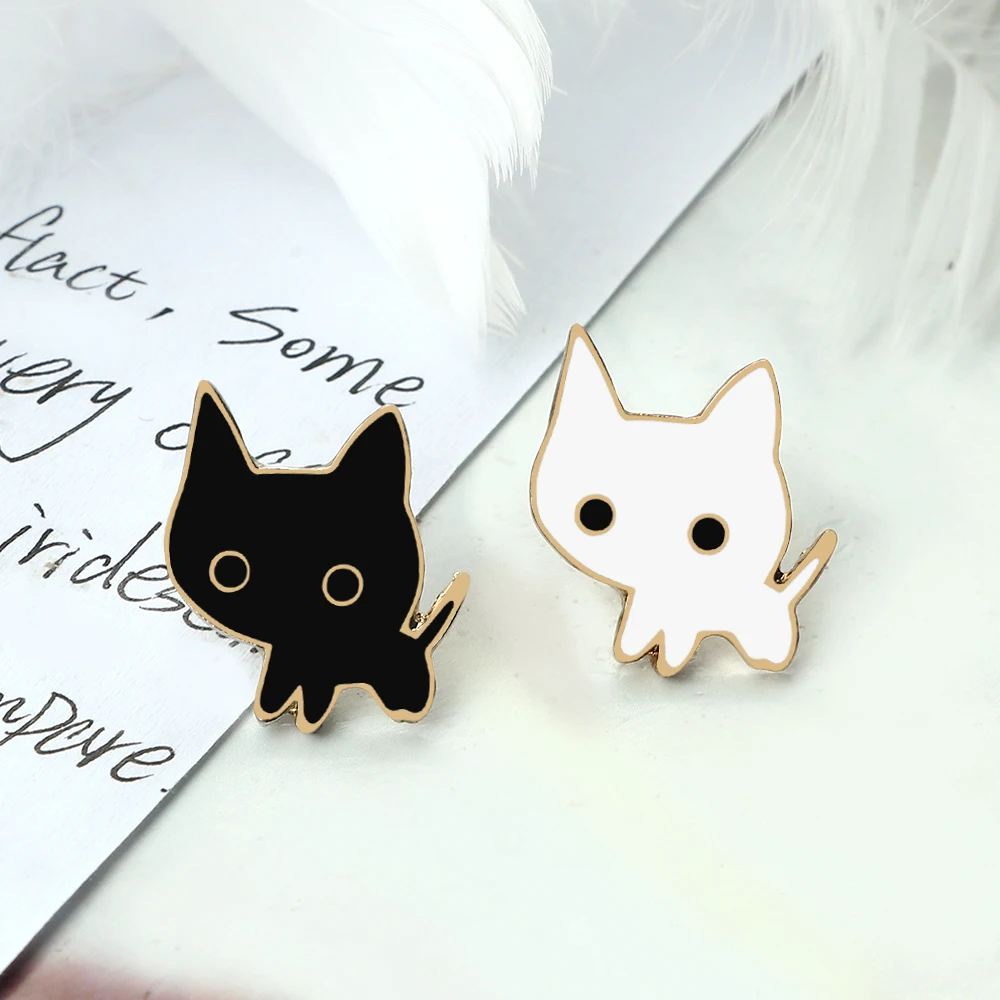 Couple-Black-White-Cats-Enamel-Pin-Cartoon-Cat-Fishing-Metal-Chain ...