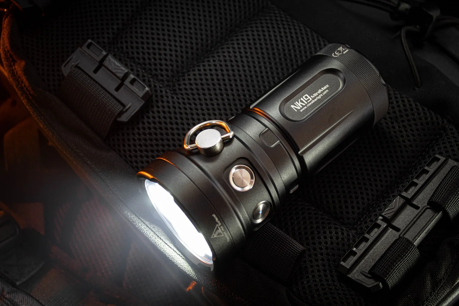 Niwalker-NK19-23000lm-Powerful-Searchlight-Pocket-Floodlight-with-4 ...