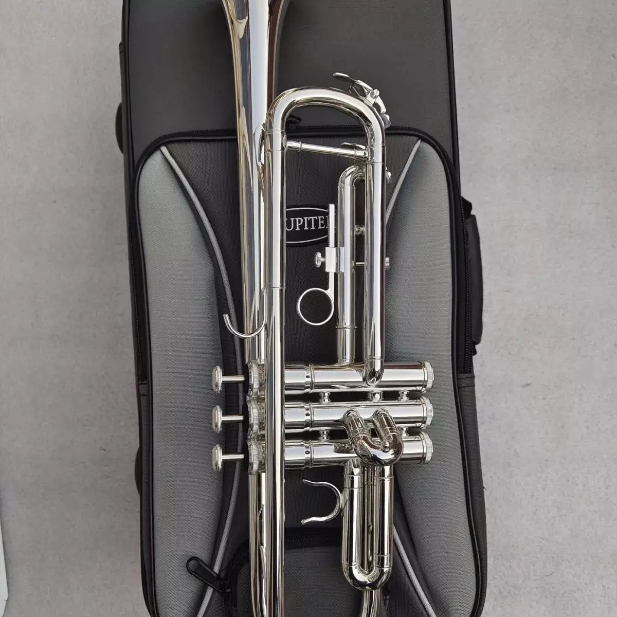 Trumpet-B-Flat-Minor-Silver-Plated-Brass-High-end-Instrument-Trumpet.jpg