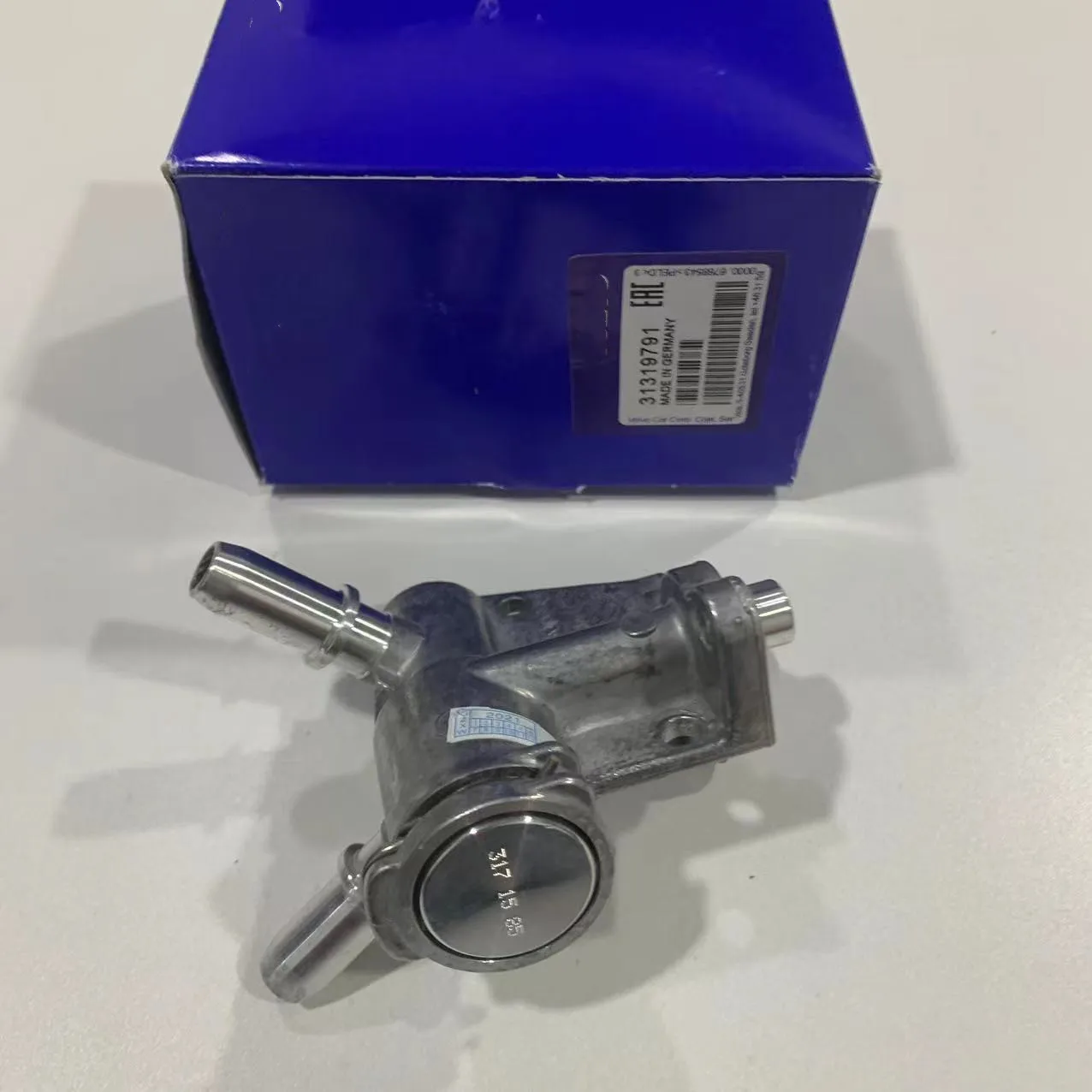 New-Aluminum-Engine-Coolant-Thermostat-Housing-For-Volvo-XC60-S40-S60 ...