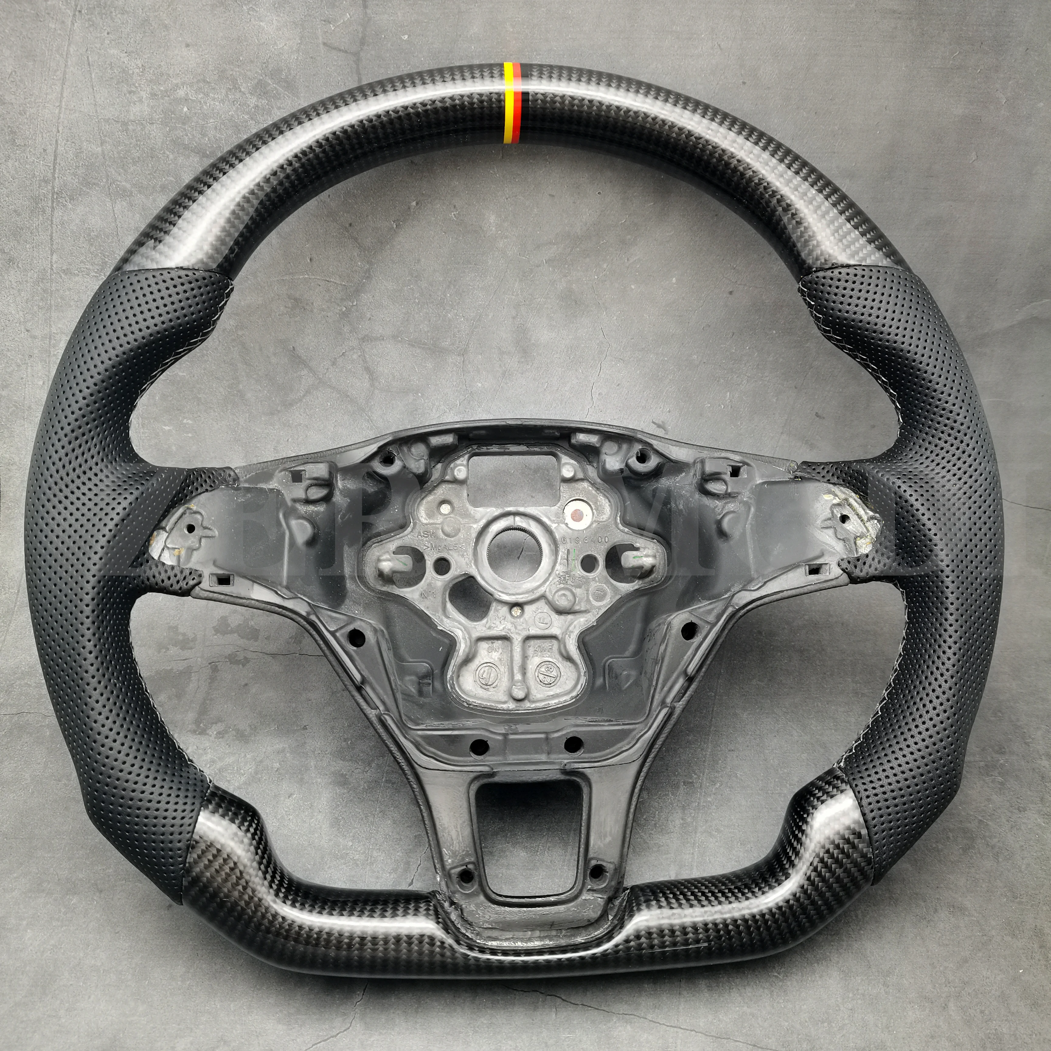 Carbon-Fiber-Perforierte-Leder-Lenkrad-F-r-Volkswagen-Gew-hnlichen-Golf ...