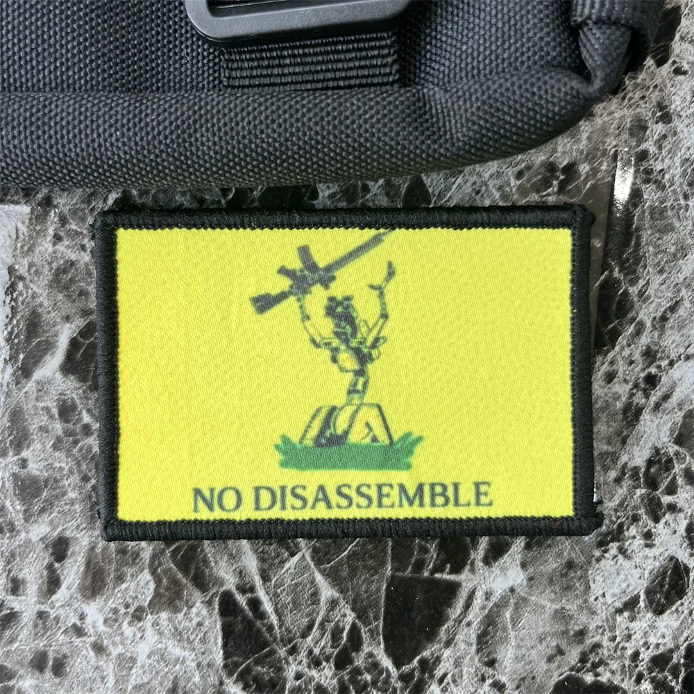 Short-Circuit-Johnny-5-No-Disassemble-Come-and-Take-It-Morale-Badge ...