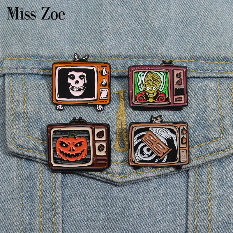 Horror Movies Television Enamel Pins Custom Halloween Pumpkin Brooches ...