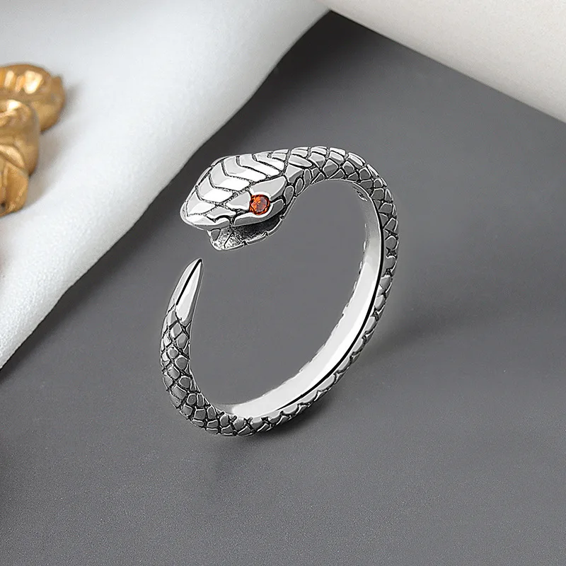 Cute Snake Rings Gothic Men Women Winding Snake Ring Jewelry Unique Red ...