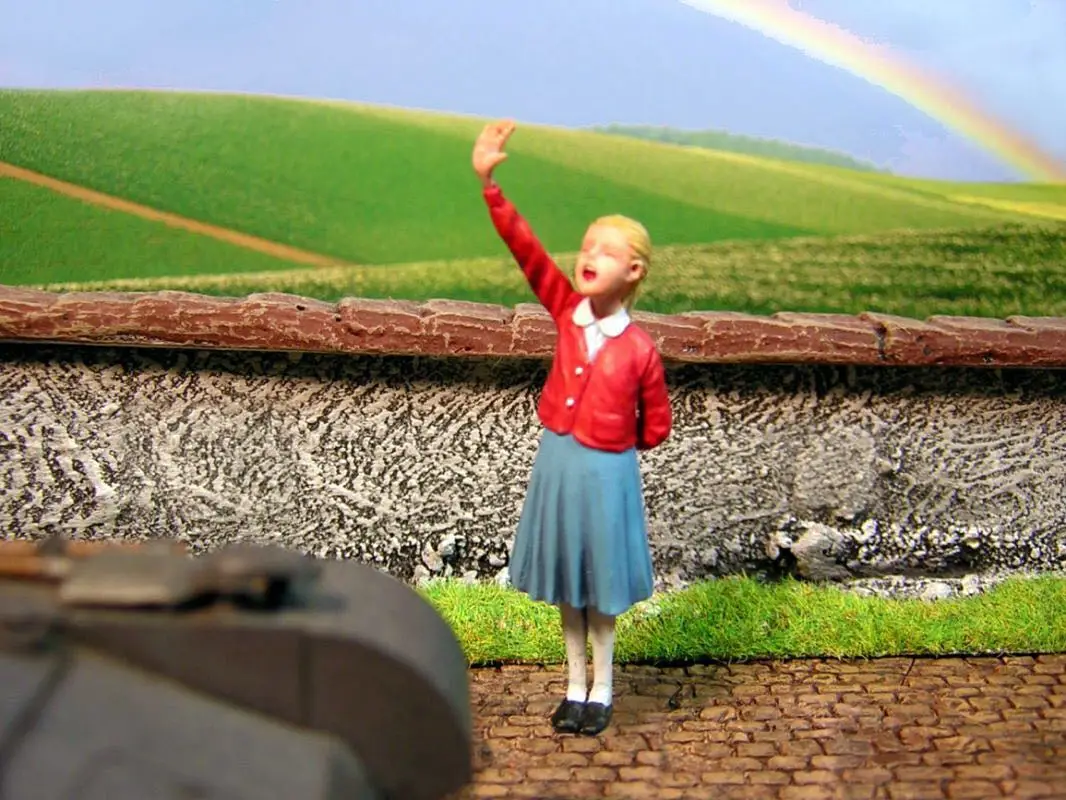 1/35 Scale Die-cast Resin Model Assembly Kit (1 Person) Unpainted Free ...