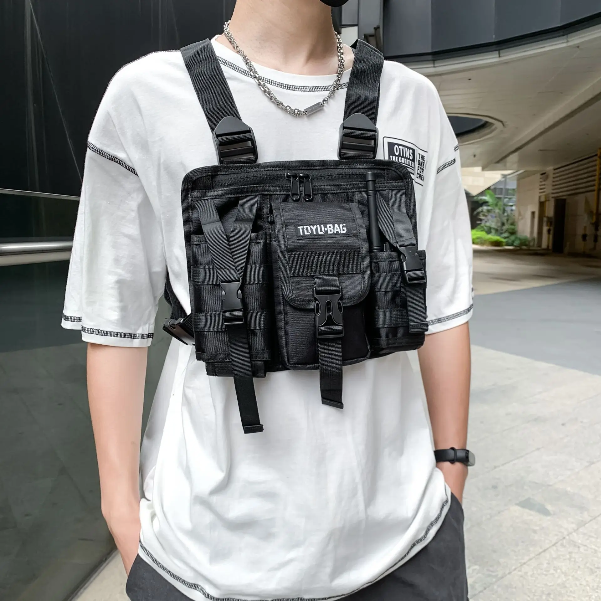2024-New-Hip-hop-Streetwear-Men-Chest-Bags-Fashion-Unisex-Vest ...