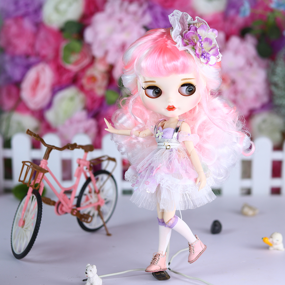 Edith – Premium Custom Neo Blythe Doll with Multi-Color Hair, White ...