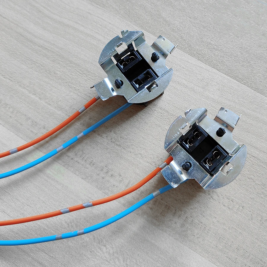 1-Pair-Original-H7-Halogen-Lamp-Socket-Holder-For-VW-Volkswagen-Sagitar ...