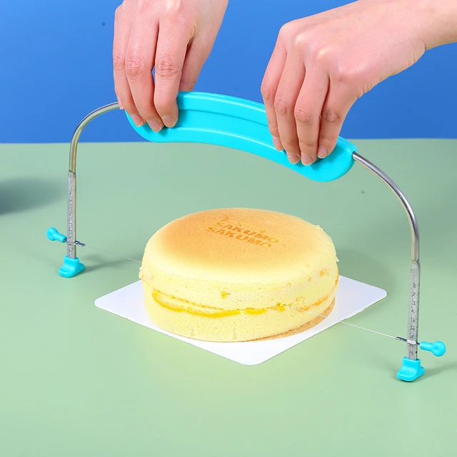 Adjustable Cake Slicer