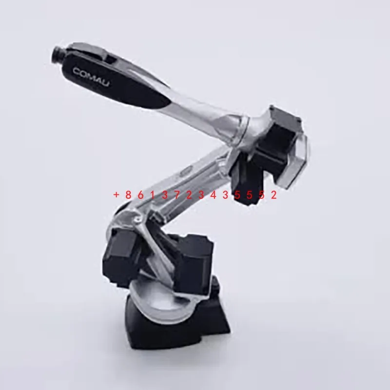 1: 10 COMAU Coma Industrial Robot Model Robot Arm High Simulation Model Pendant Customizable