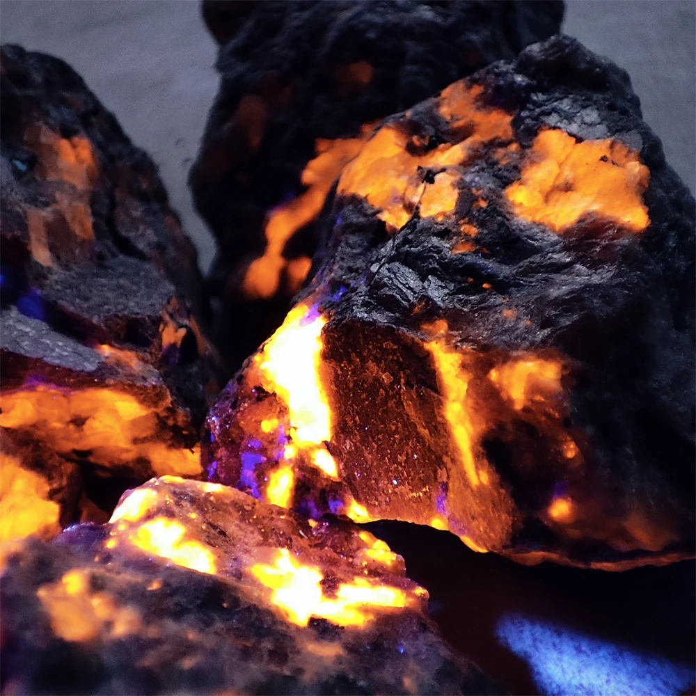 Natural-Decor-UV-FireStone-American-Yooperlites-Flame-Stone-Fluorescent ...