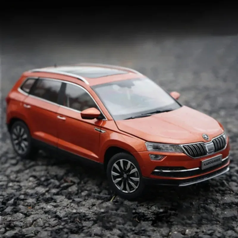 28CM 1:18 Scale New Skoda Karoq Alloy Car Model Diecast Metal Vehicle ...