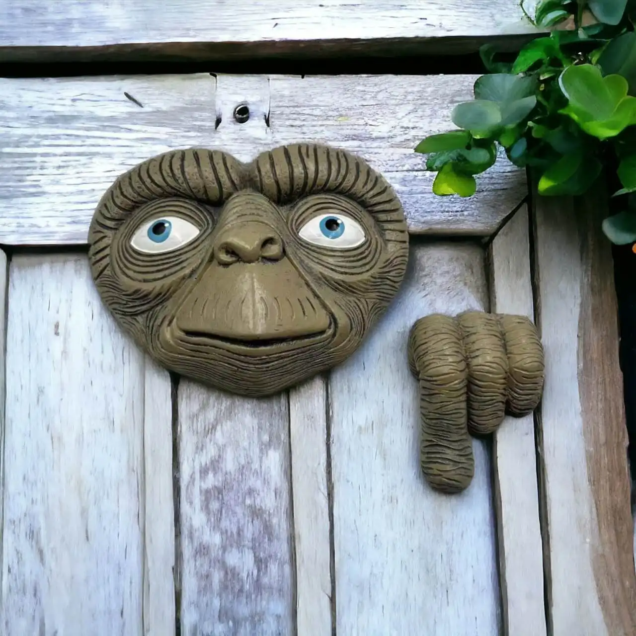 Alien-Peeper-Outdoor-Statue-Decorative-Resin-Sculpture-for-Patio-Lawn ...