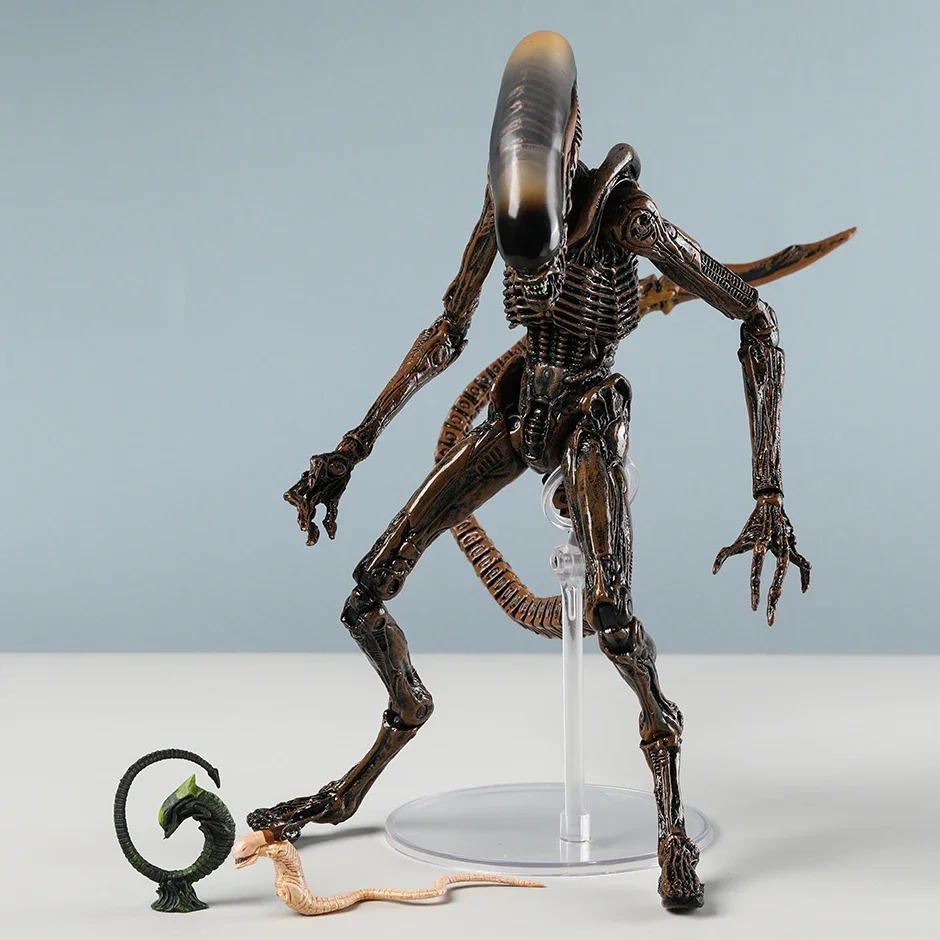 NECA-Alien-3-1992-Movie-Xenomorph-Dog-Ultimate-Edition-Action-Figure ...