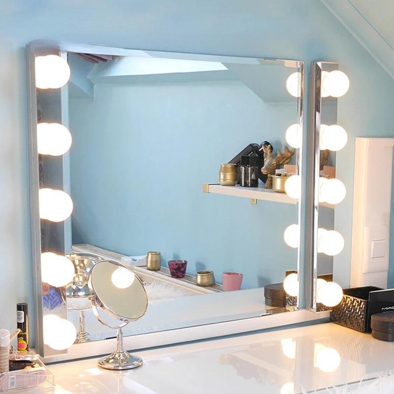 Dressing Room Mirror With Light Bulbs