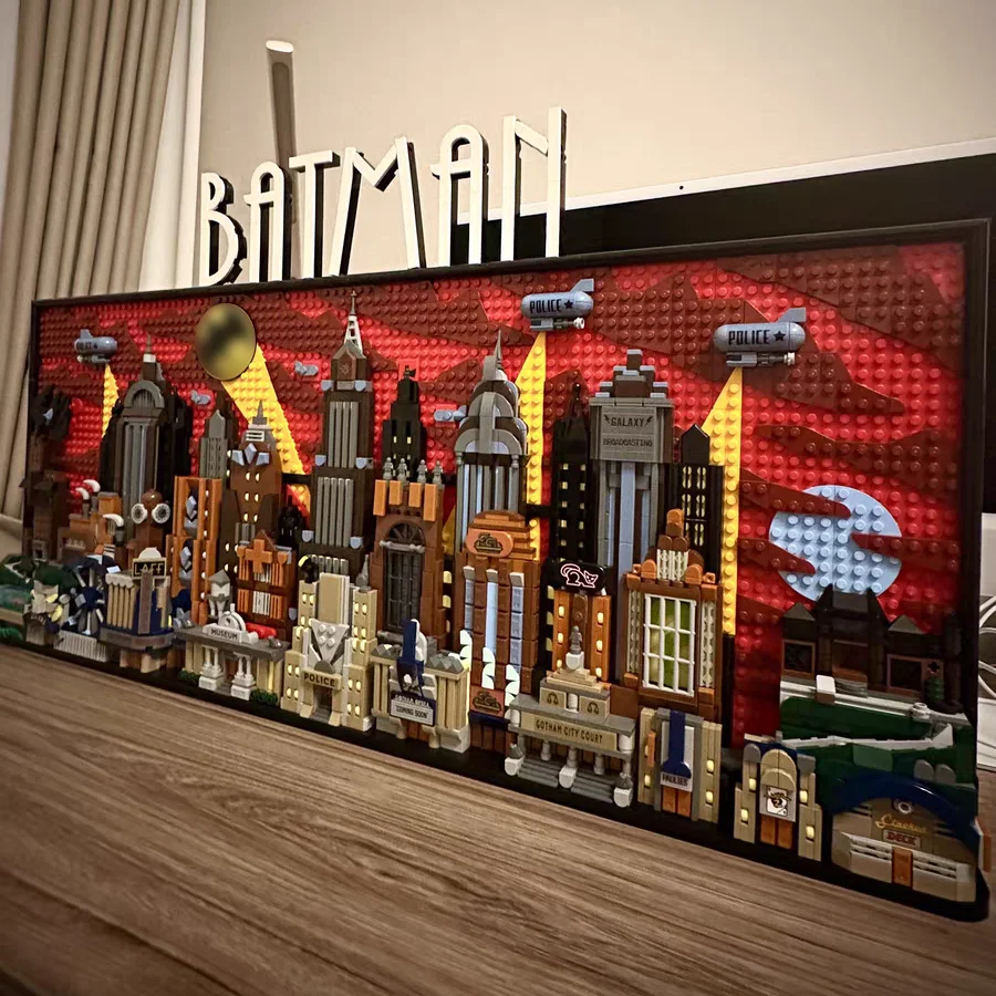 With-Light-The-Animated-Series-Gotham-City-Skyline-Building-Block-Model ...