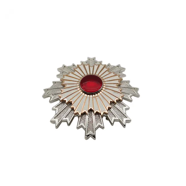 Exquisite Gold Medal and Rising Sun Medal brooch souvenir zinc alloy ...