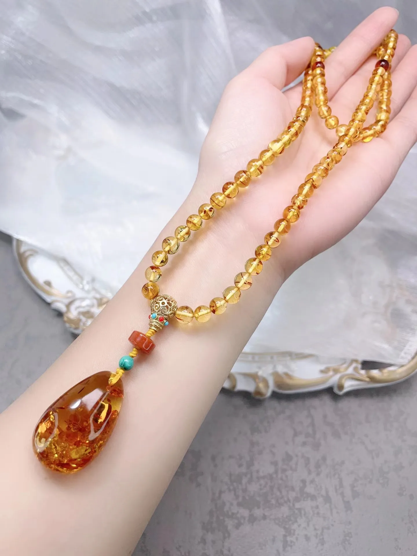 Natural-Champagne-Coloured-Raw-Ore-Flower-Pendant-Sichuan-Persimmon-Red ...