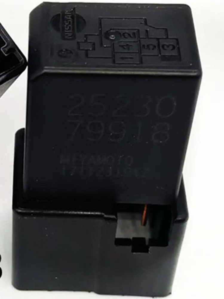 2-PCS-12V-Relay-25230-79918-12VDC.jpg