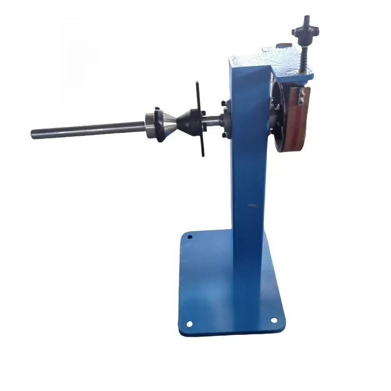Cable rewinder for cable and wire retracting and laying out and rope ...