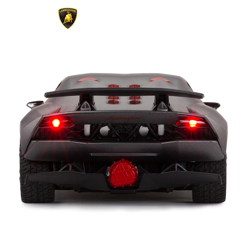 Lamborghini Sesto Elemento Exhaust
