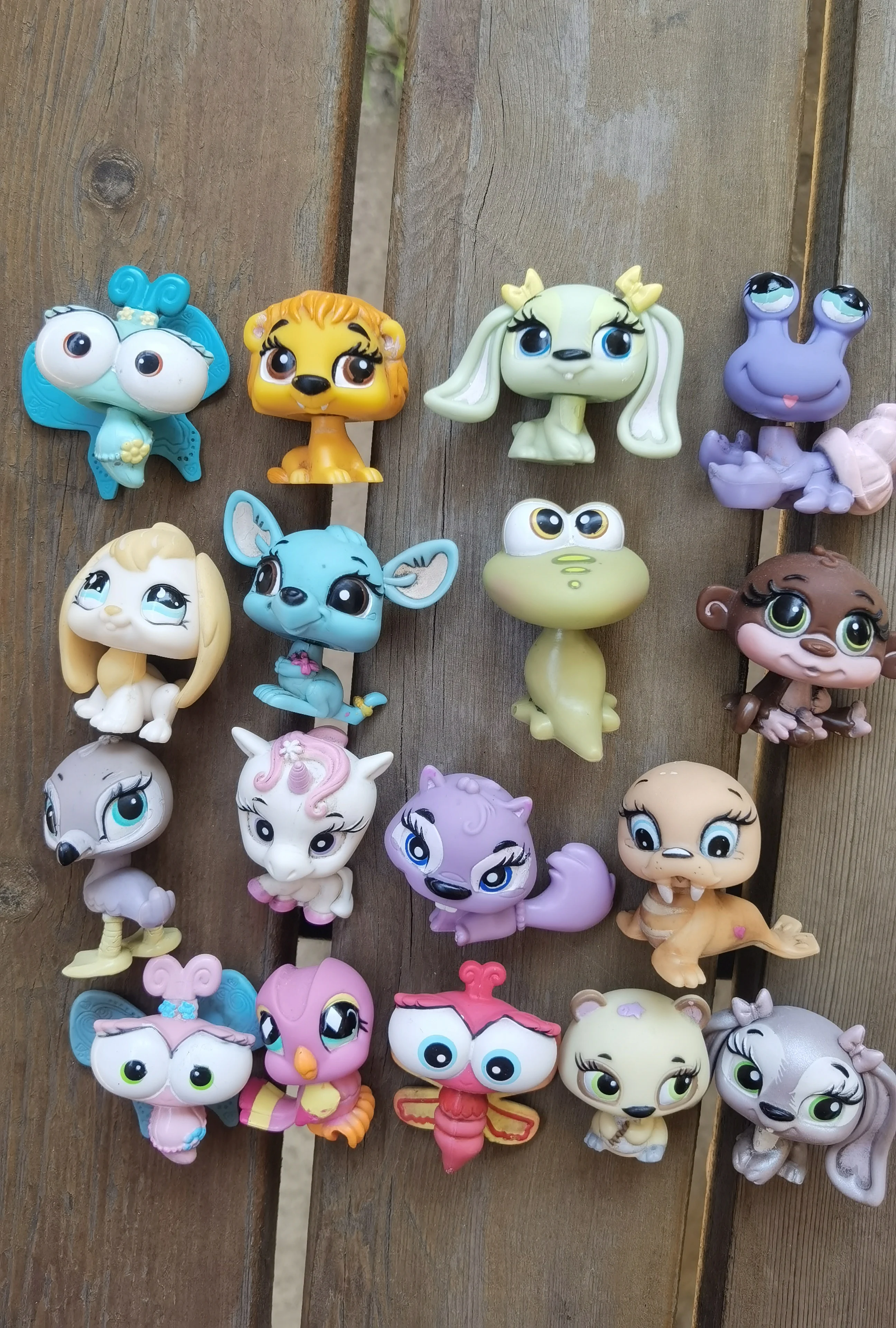 5PCS-old-Pet-Baby-lovely-rabbit-dogs-Tiniest-3-5cm-Figure-Original ...