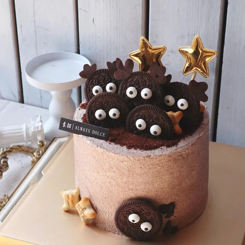 Add some sweetness to your cake with sugar cake decorations for a ...