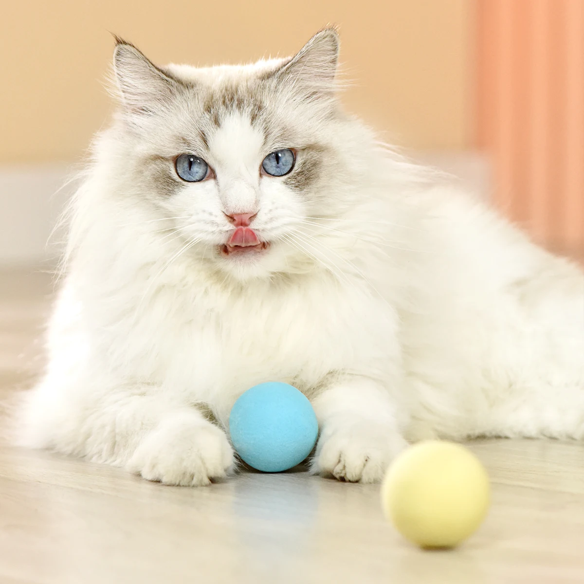 EW-Gravitational-Barking-Ball-Teaser-Cat-Stick-Mint-Ball-Toy-EW ...