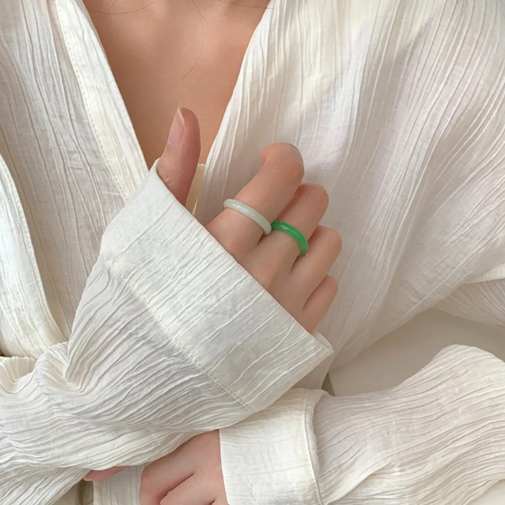 Simple-Elegant-Jewelry-Circle-Shape-Acrylic-Acetic-Acid-Finger-Ring ...