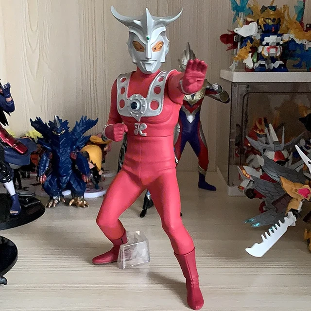 Ultraman Leo Toys
