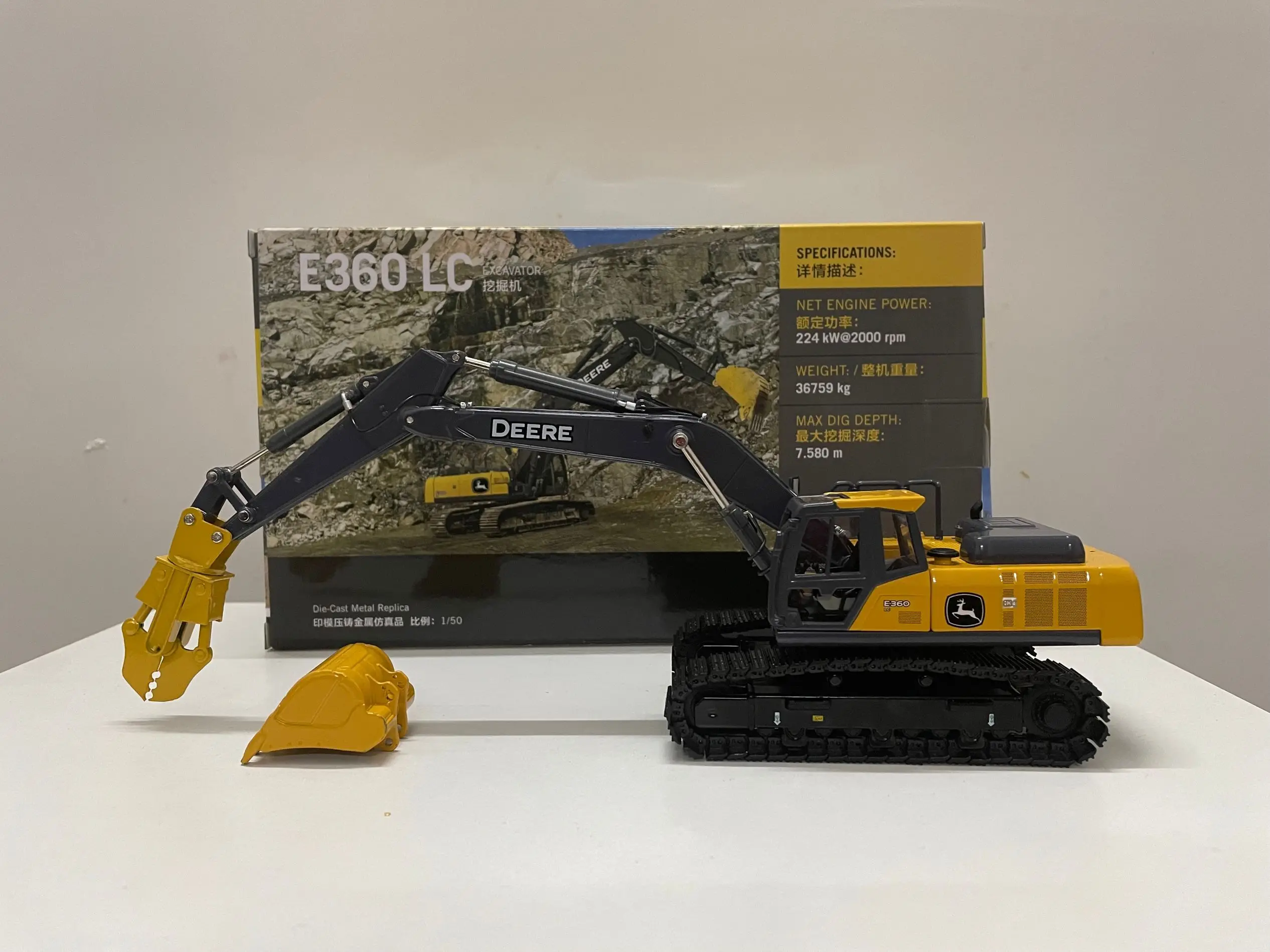 E360-LC-Excavator-Demolition-Machine-1-50-Scale-Die-Cast-Metal-Model.jpg