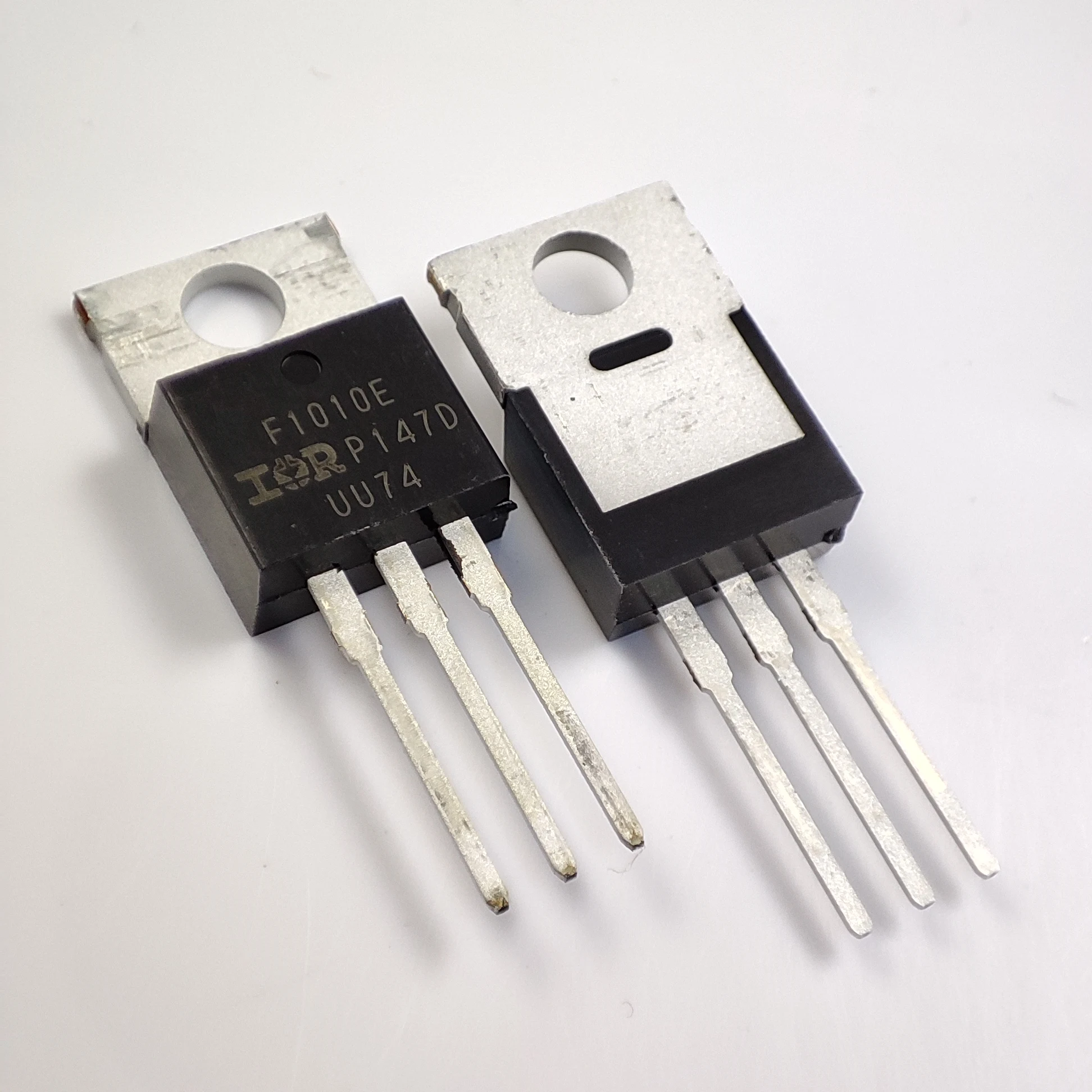 10pcs-lot-IRF1010E-TO-220-IR-F1010E-IRF-1010-E-MOSFET-N-CH-60V-84A-TO.jpg