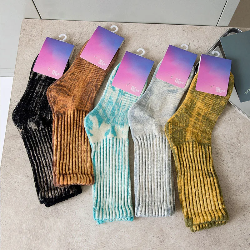 Autumn-and-Winter-Women-s-Mid-length-Socks-Thick-Thread-Couple-Socks ...