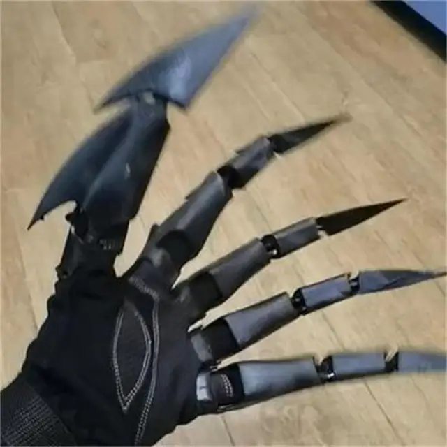 Claw Gloves Weapon