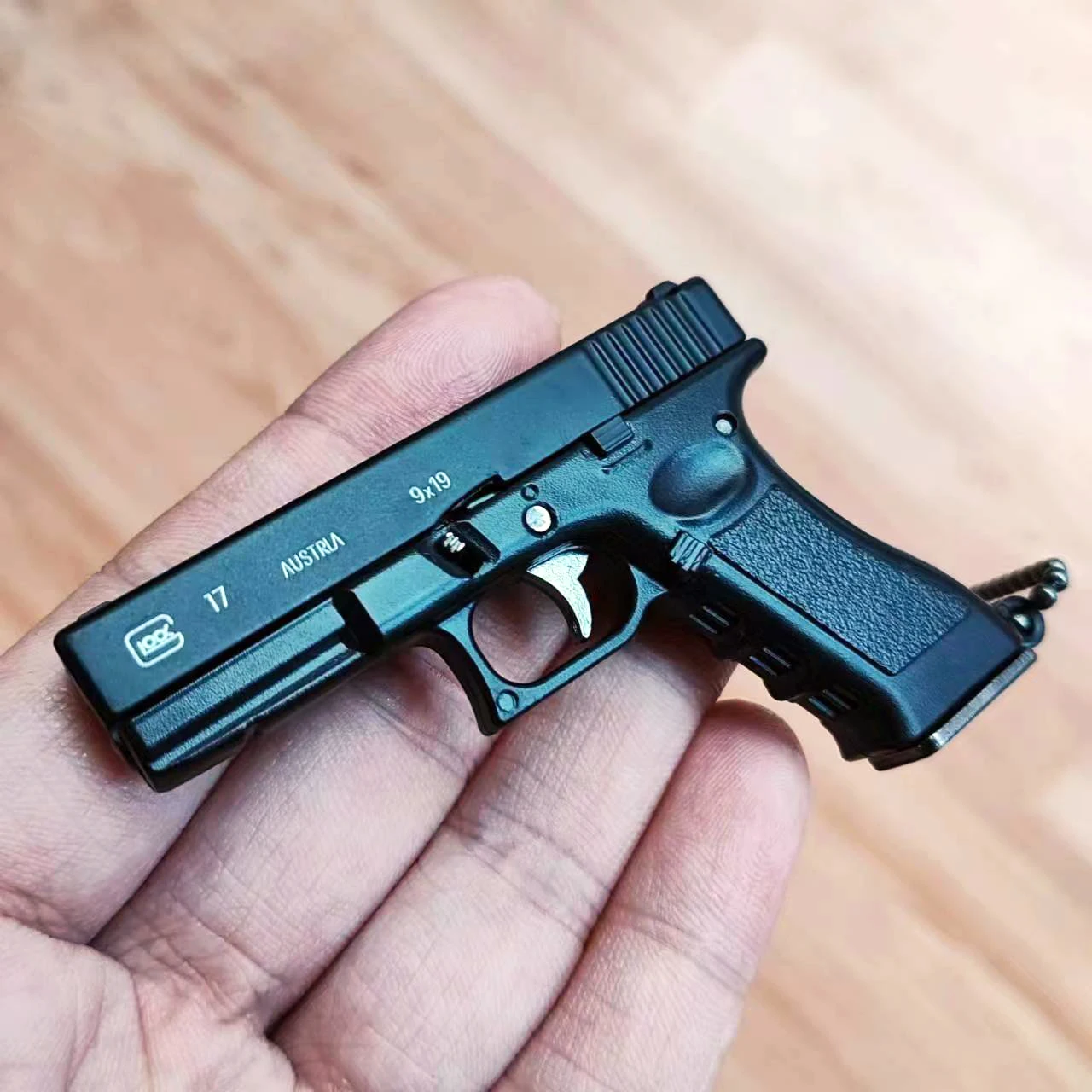 1-3-Mini-G17-Pistol-PUBG-Jedi-Model-Detachable-Free-Assembly-Alloy-Toy ...