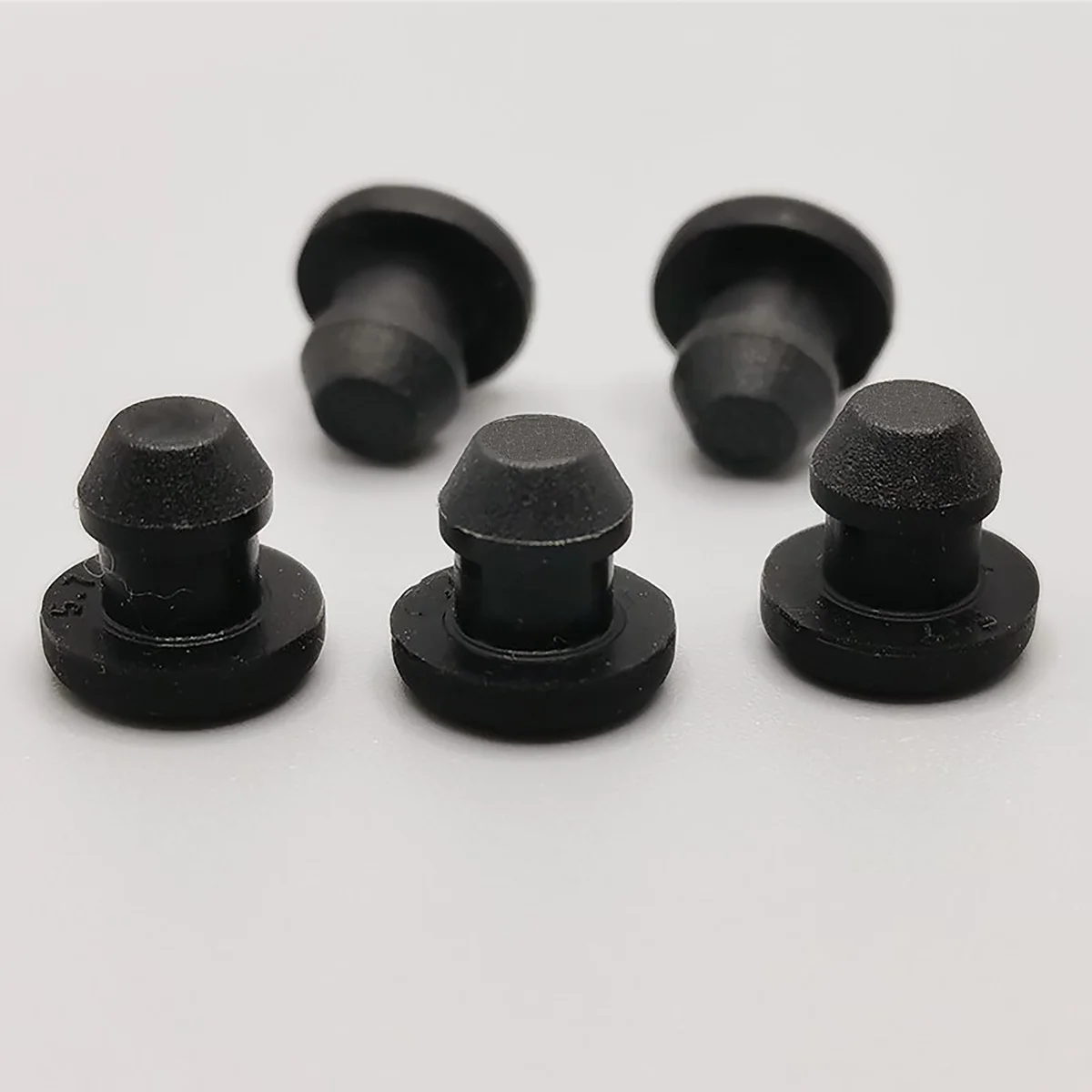 Solid-Silicone-Rubber-Hole-Caps-2-5-3-3-5-4mm-T-Type-Hole-Plug-Snap.jpg