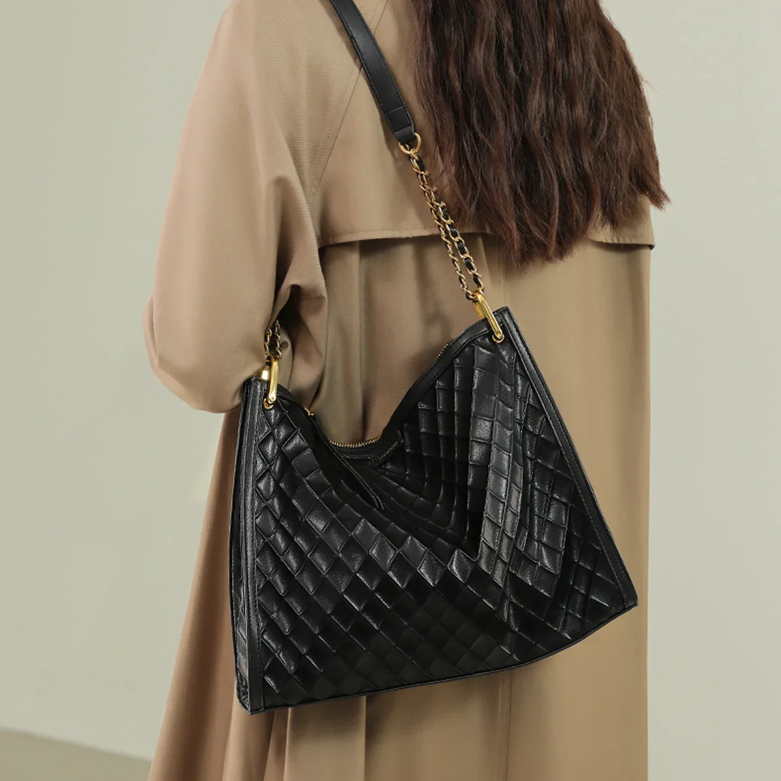 ITAMOOD-Spacious-Quilted-Tote-Bag-Fashionable-and-Versatile-Crossbody ...