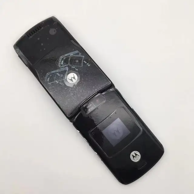 Motorola RAZR V3xx -Original Unlocked 2.2 inches 3G bands HSDPA 850 / ...