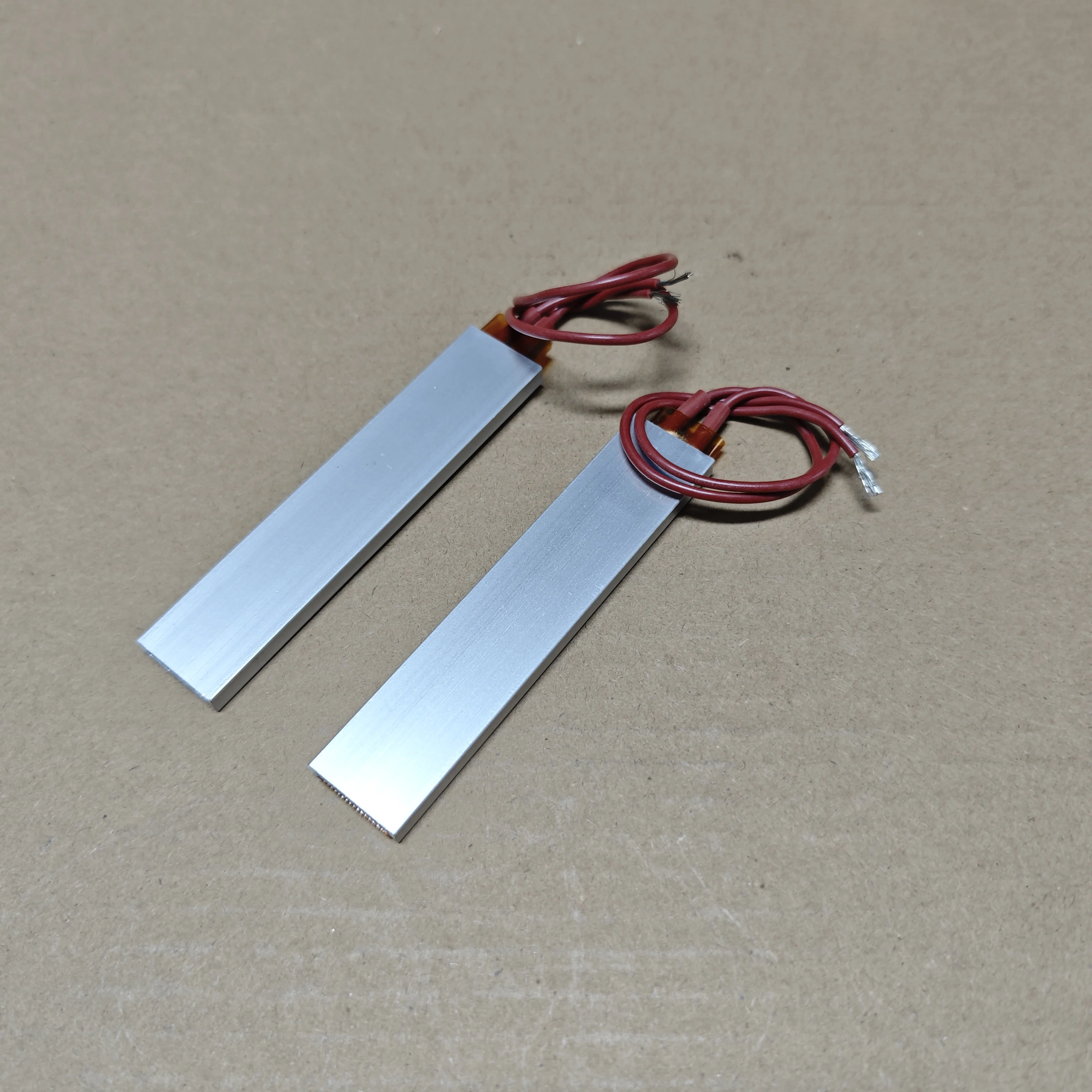 Calentador PTC 150x28,5x5mm Placa calefactora de aluminio 220V Elemento ...