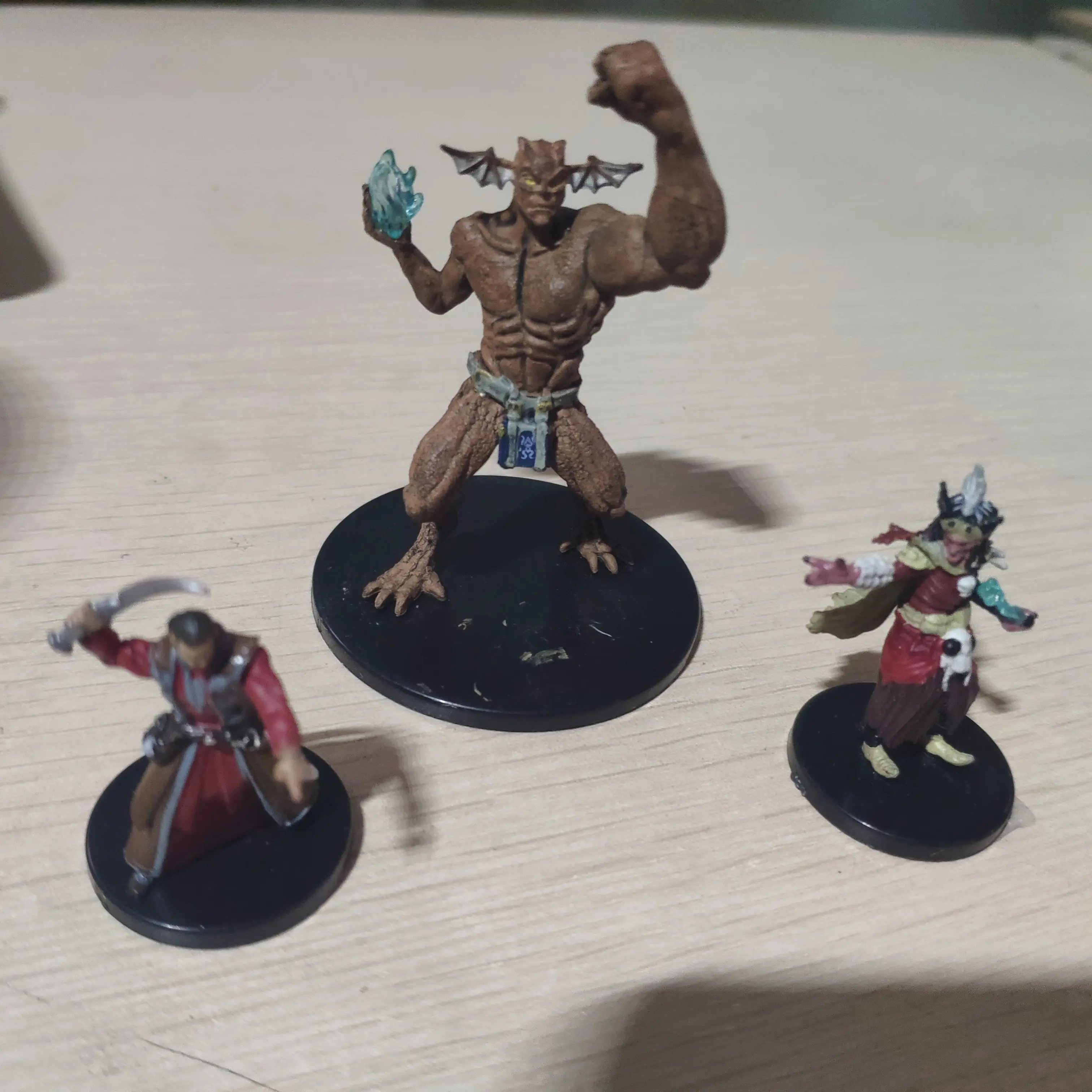 Descida-do-Port-o-de-Baldur-ao-Avernus-Masmorra-Miniatura-Falaster-Fisk ...