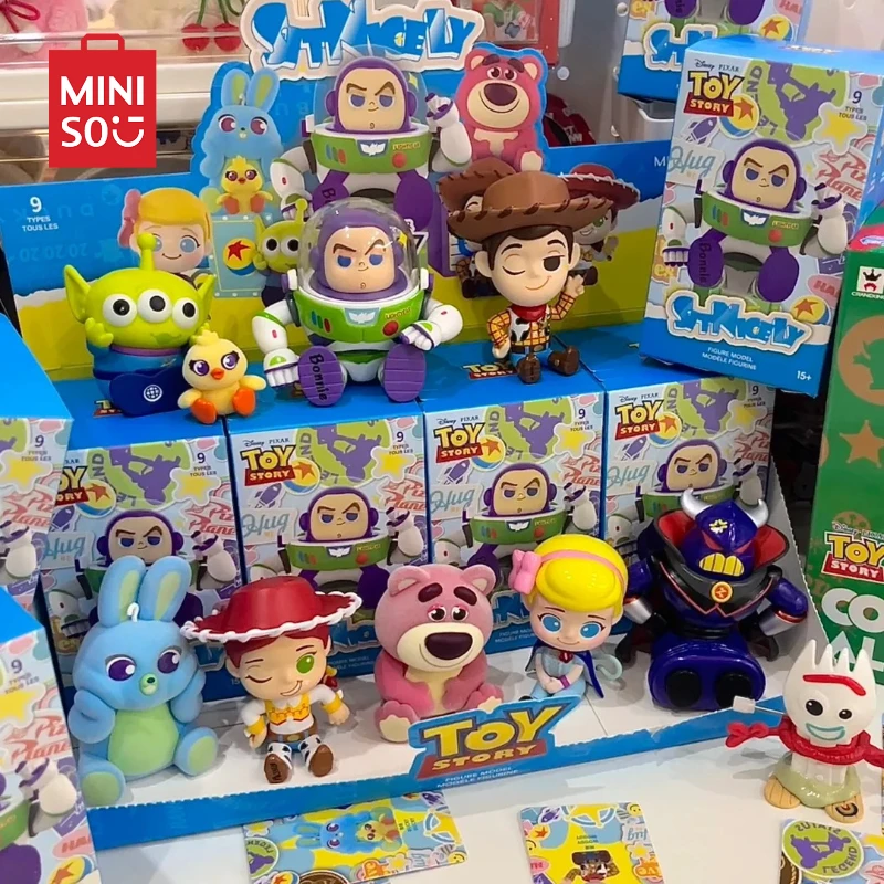 MINISO-Disney-Pixar-se-asienta-en-caja-ciega-aut-ntico-Buzz-Lightyear ...