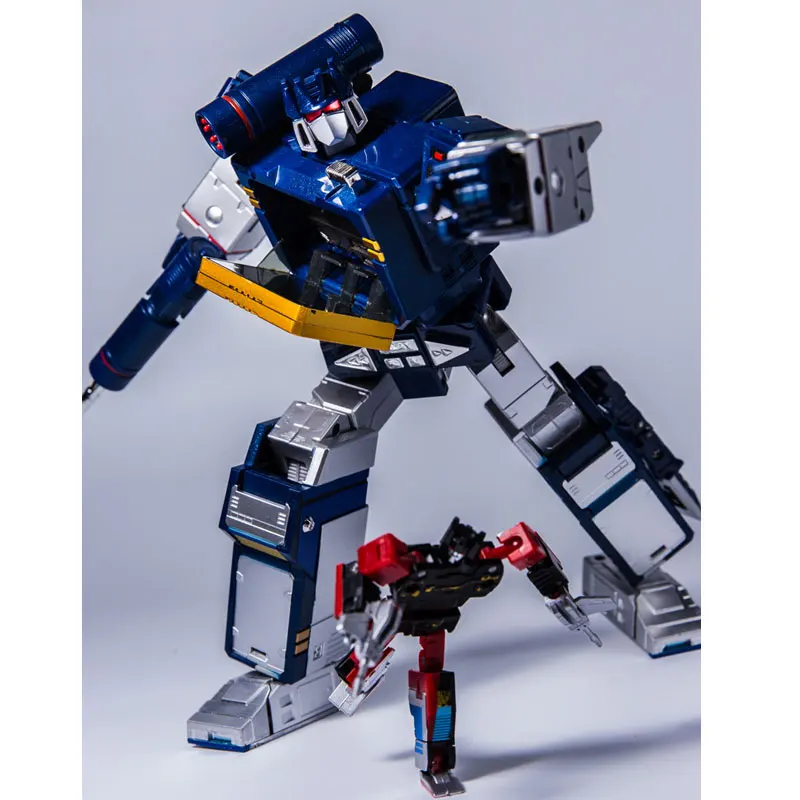 Soundwave G1 Toy