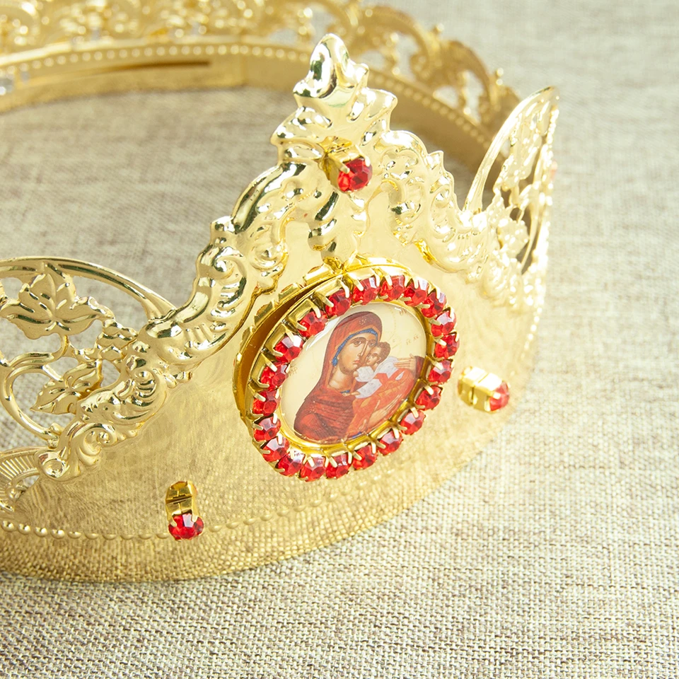 Byzantine catholic wedding crowns | Beachweddingtips.com